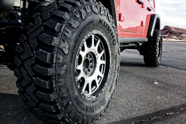 Kumho expands the Road Venture line with MT71 model - TiresVote.com